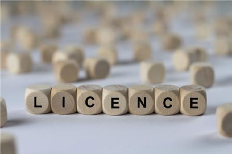 Franchising vs Licensing Franchising vs Licensing